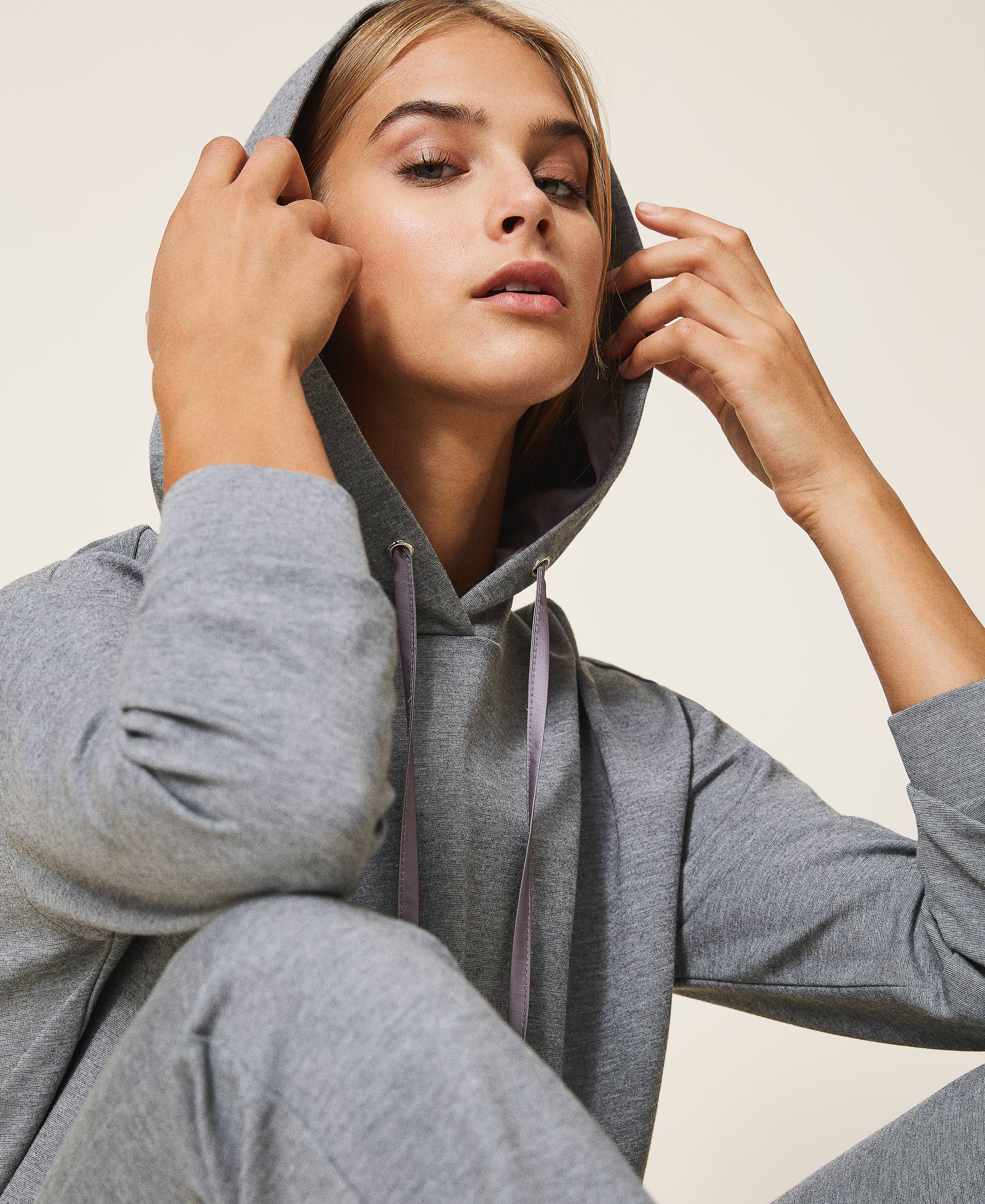 Sweat à capuche avec volant plissé Femme, Gris | TWINSET Milano