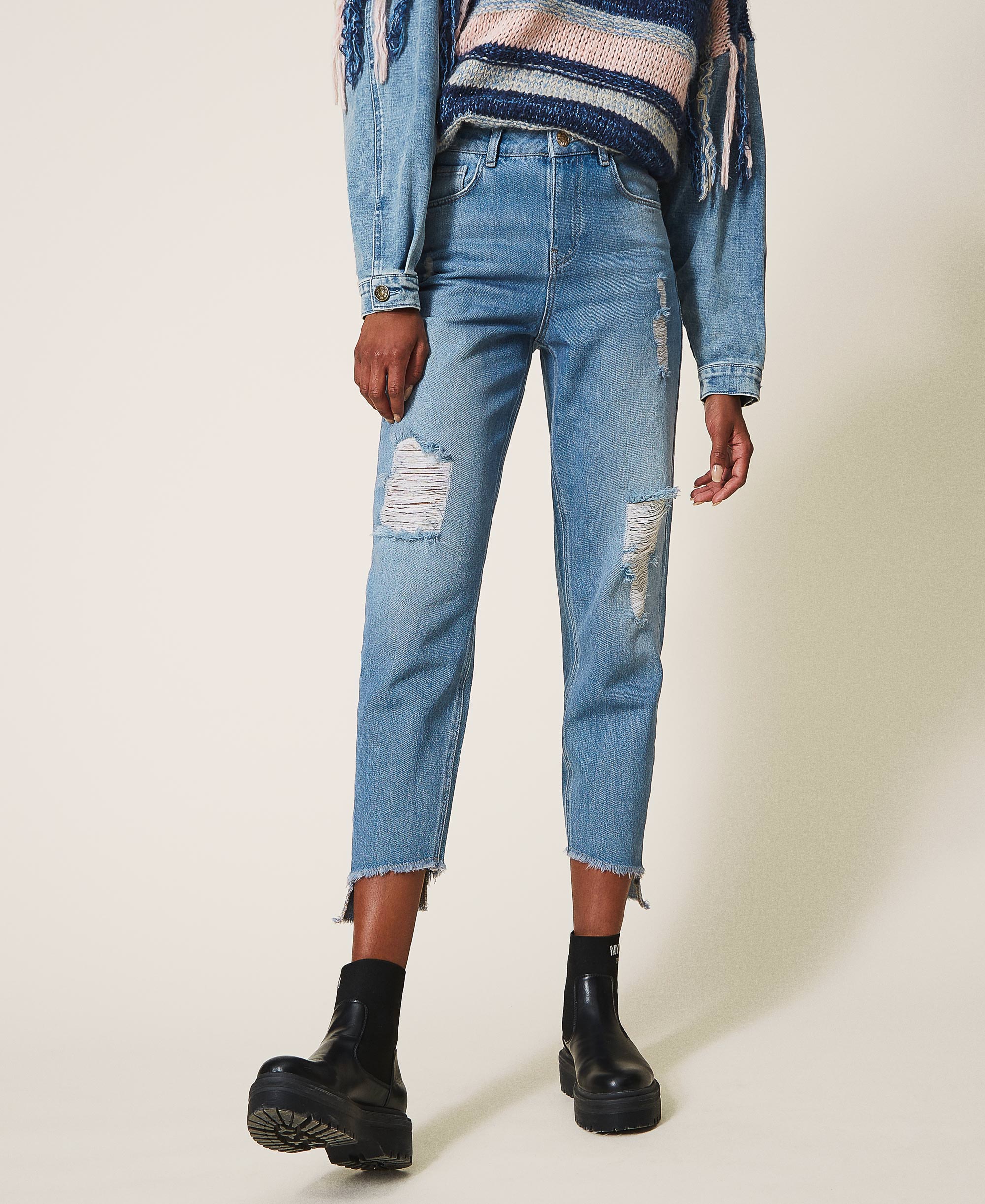 Jeans Mit Rissen
